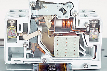 Industrial Circuit Breaker Cutaway | Tech-Labs
